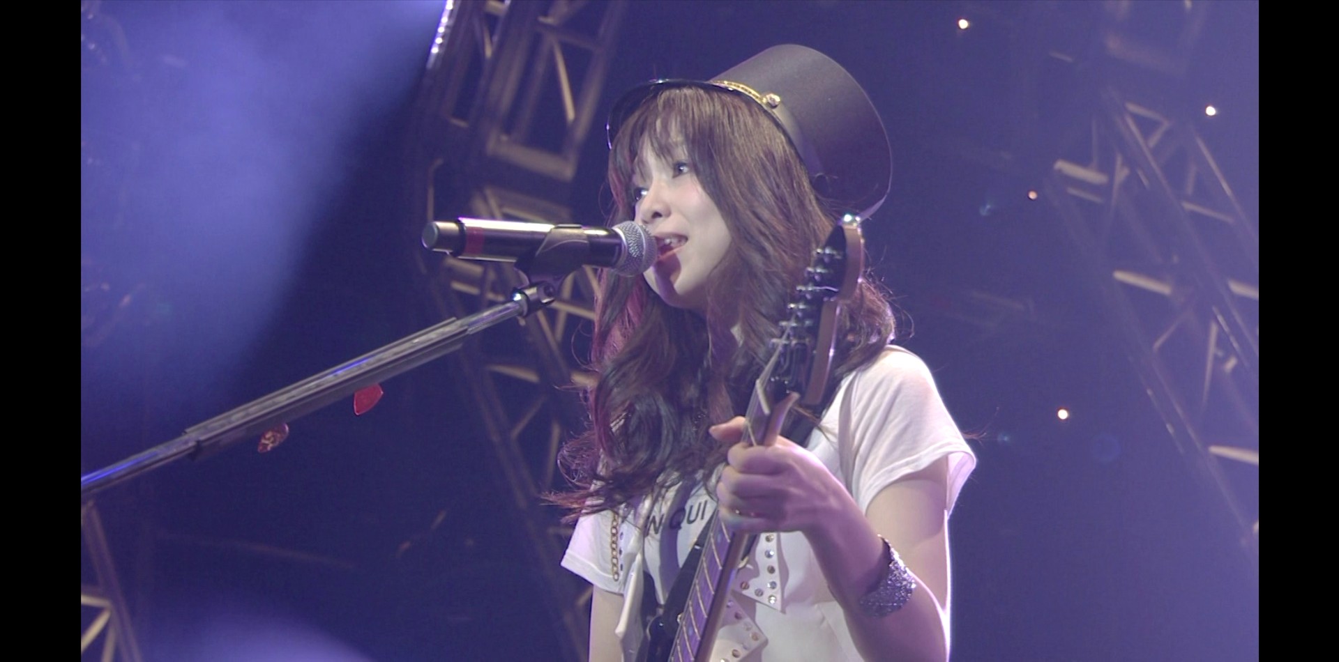 ZONE・MIYU(長瀬実夕)の現在！解雇理由の素行不良は薬？劣化や結婚の噂も総まとめ