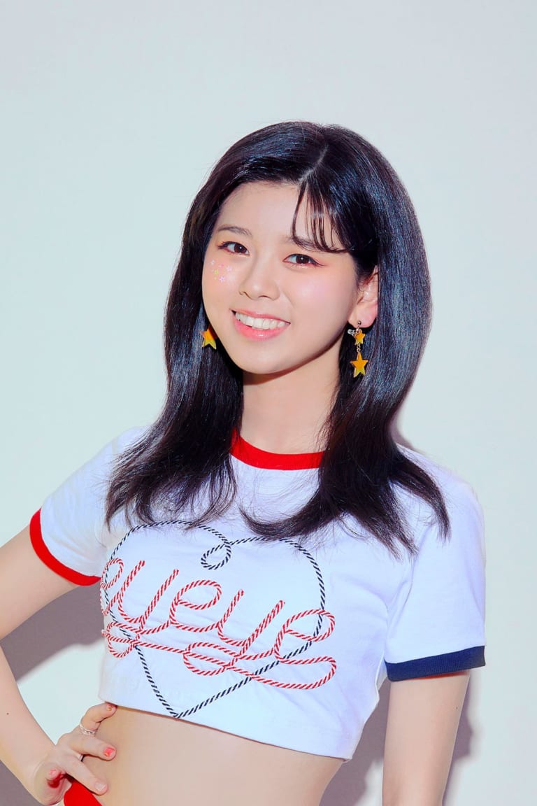 NiziU(ニジュー)のメンバー人気順ランキングTOP9とプロフィール【2025最新版・国別】