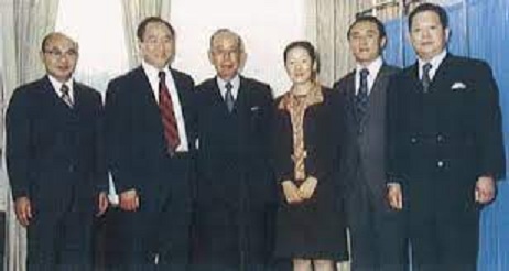 岸信介の死因！家系図＆嫁と子供や孫・統一教会/文鮮明との関係・襲撃で刺される事件や天才の理由も総まとめ